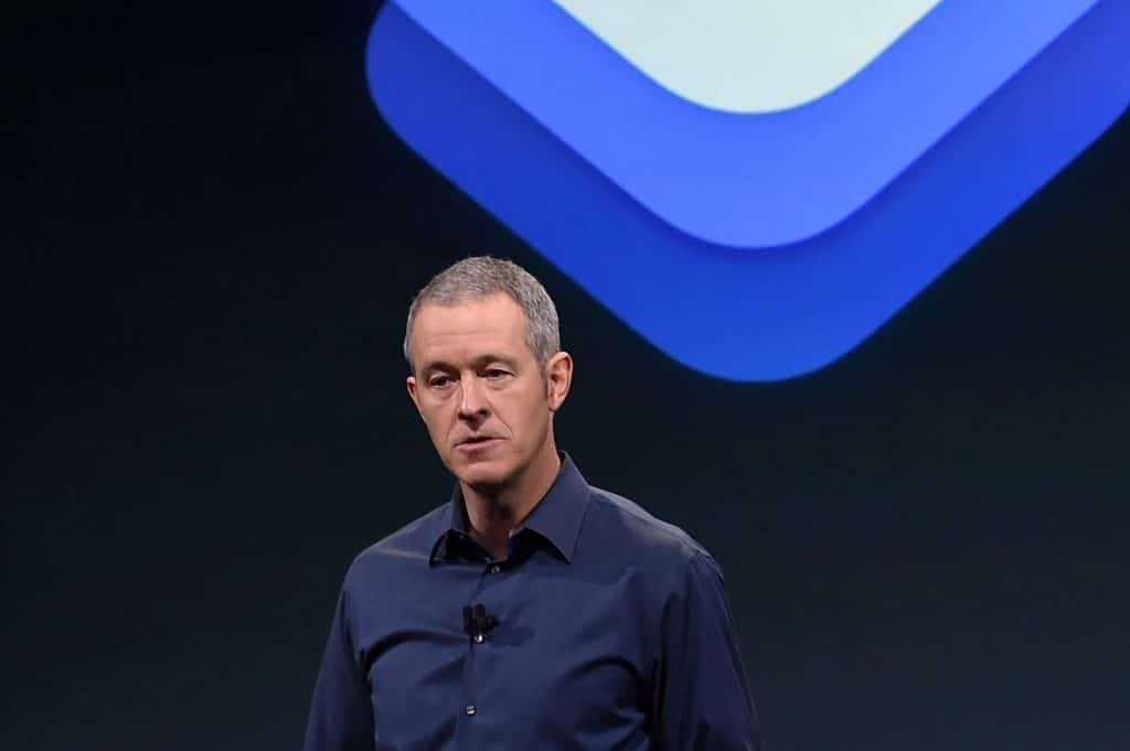 Apple COO Jeff Williams Honors Foxconn’s 50th Anniversary