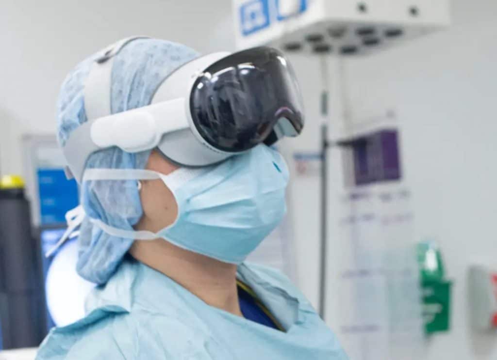 Surgical Precision Redefined: Apple's Vision Pro in UK Healthcare