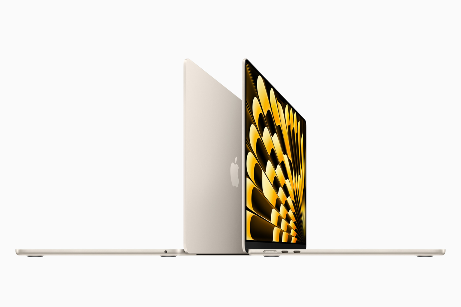 Tim Cook Teases a Apple MacBook Air Reveal "This Week" - AppleMagazine
