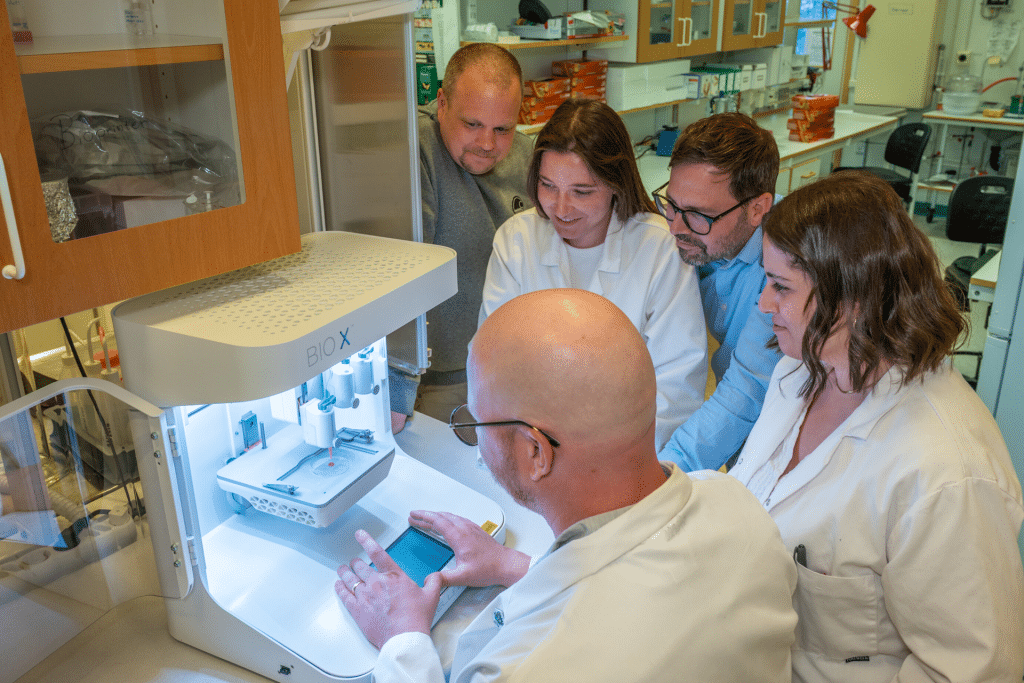 3D-Printed Artificial Skin with Blood Vessels Advances Regenerative ...