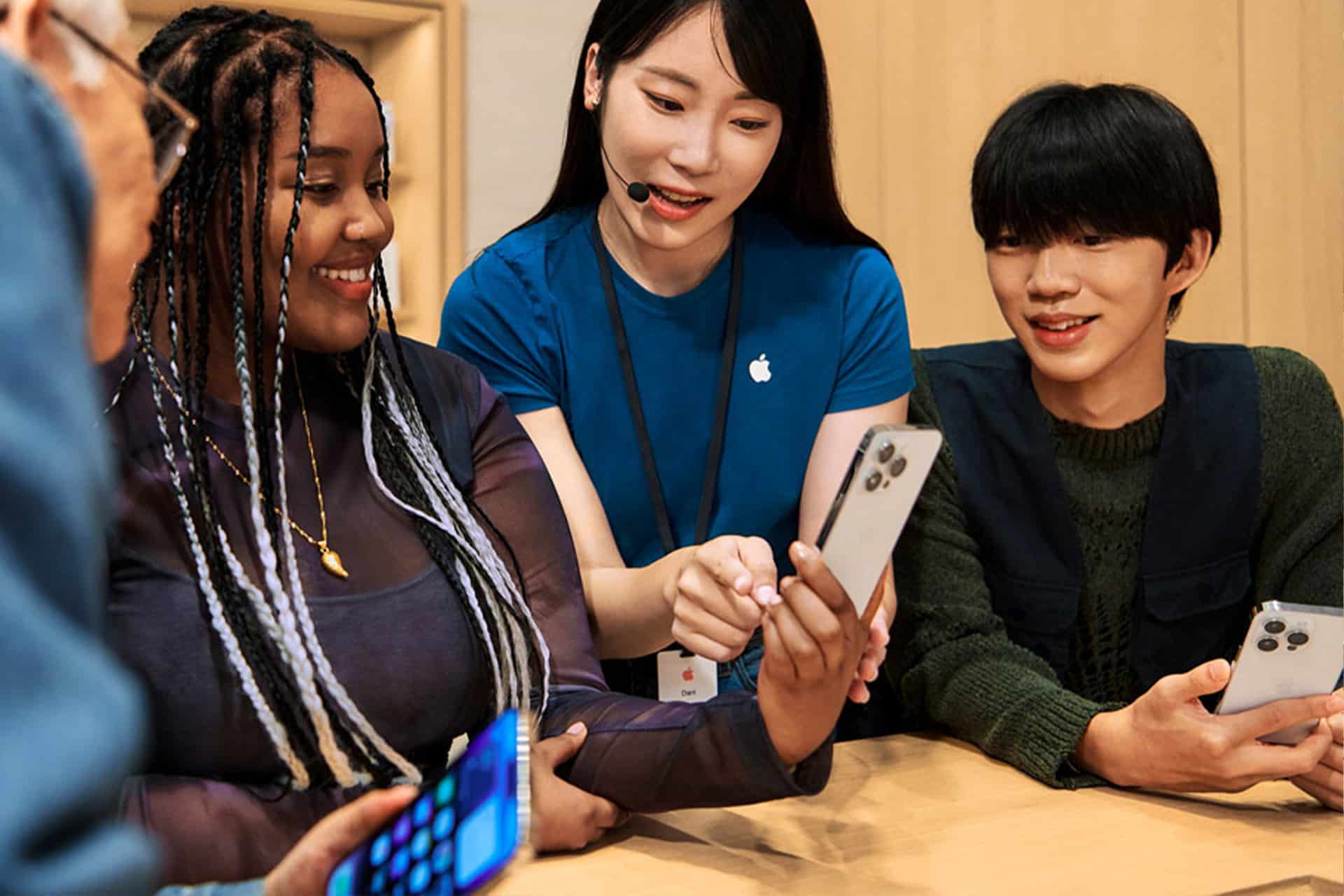 Genius Bar: The Apple Store Space That Still Matters - AppleMagazine