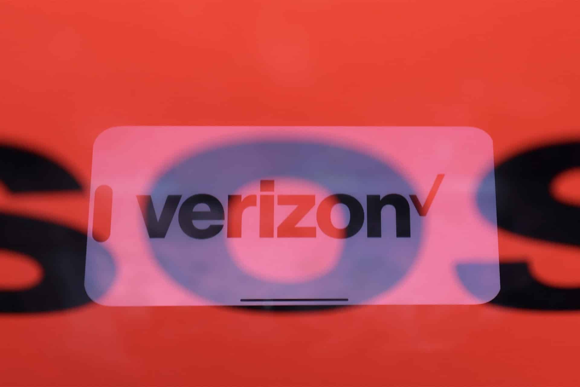 Verizon SOS Credit: How iPhone Users Can Claim the $20 Account Credit ...