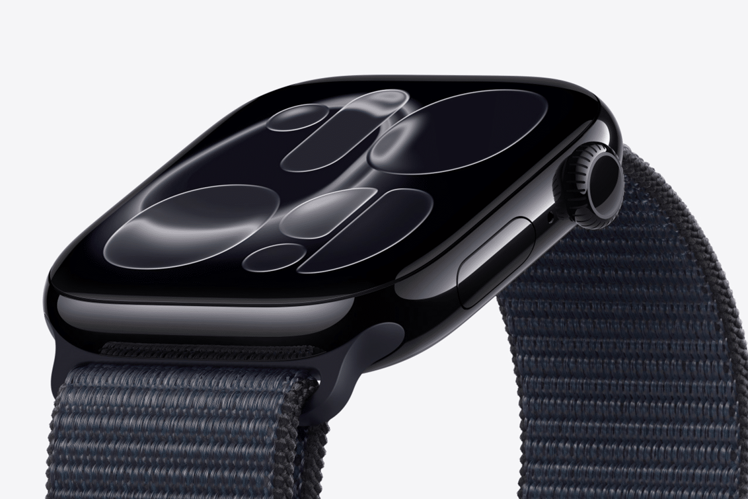 Apple Watch Cleaning Guide That Keeps Your Watch Looking New ...