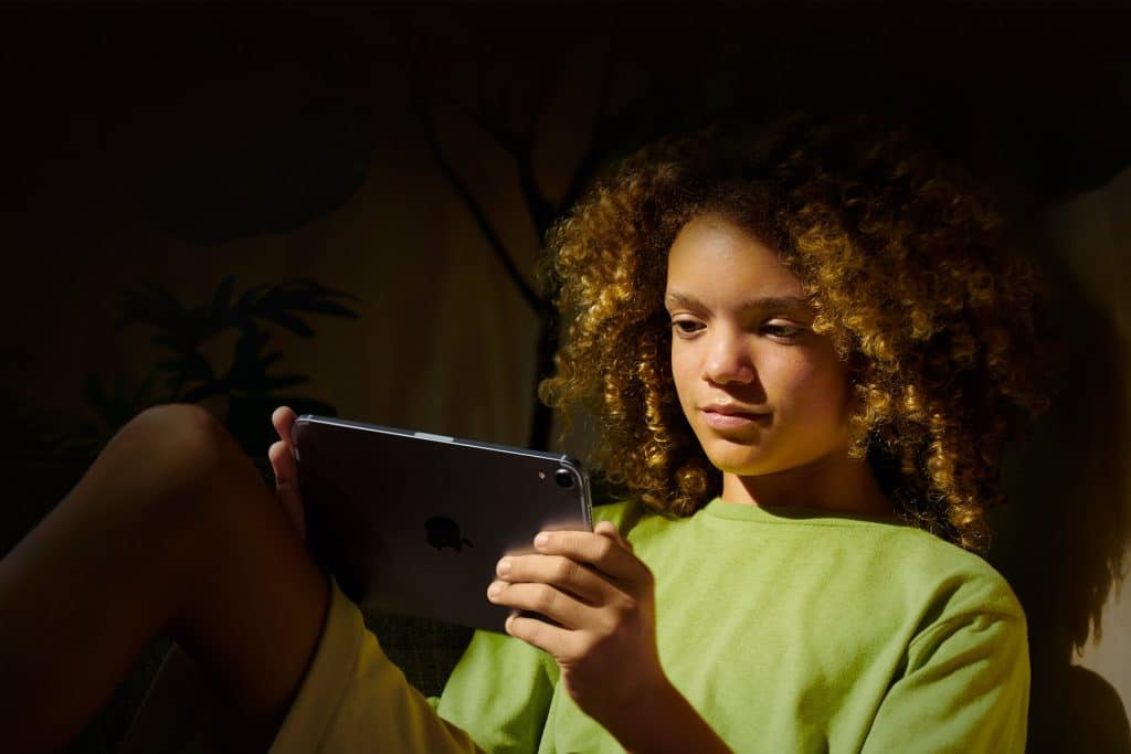 iPad Multitouch Gestures: Master Advanced Moves for Faster Navigation ...