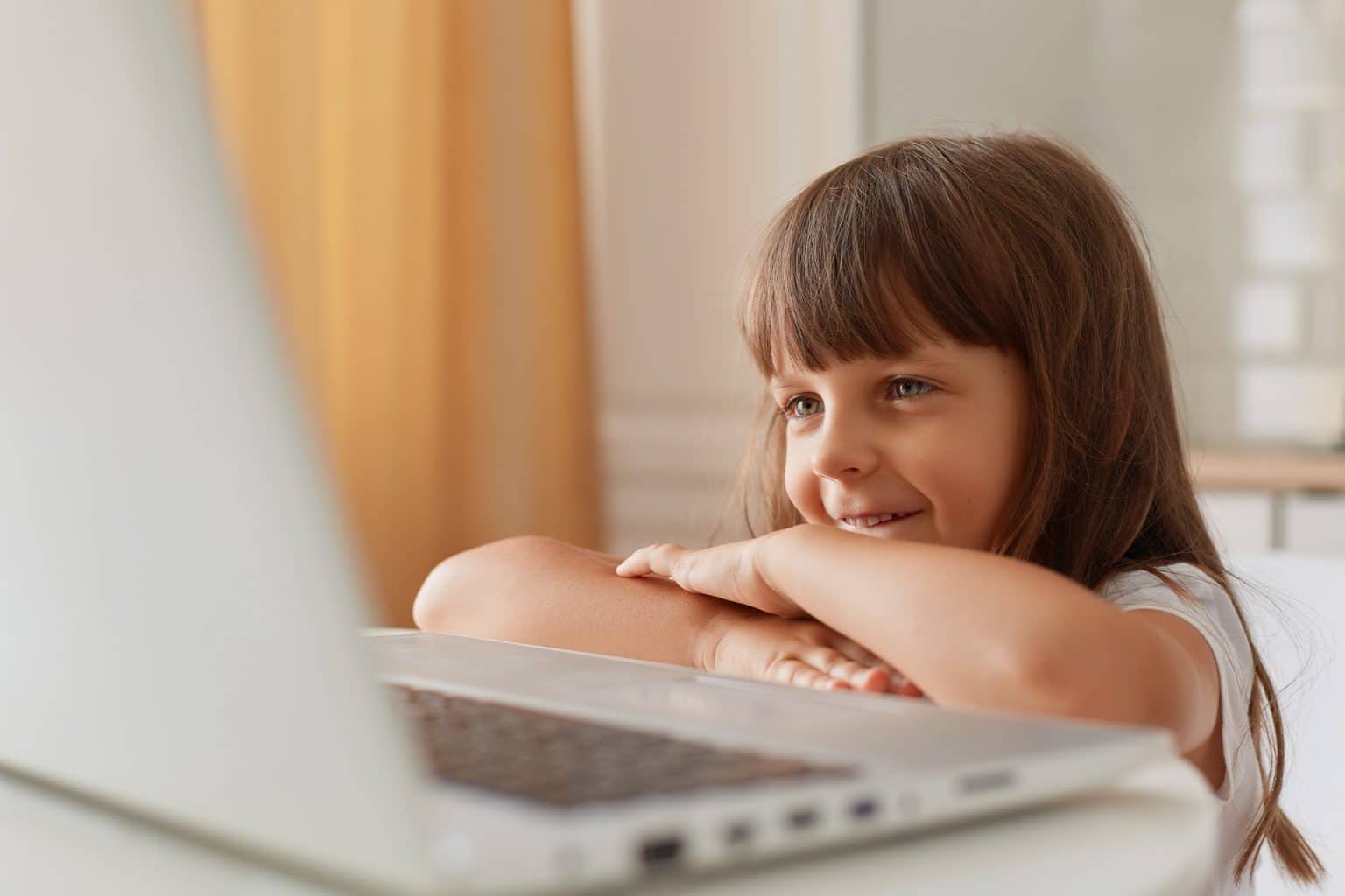 First Mac for Kids and Teens Starts With MacBook Air - AppleMagazine