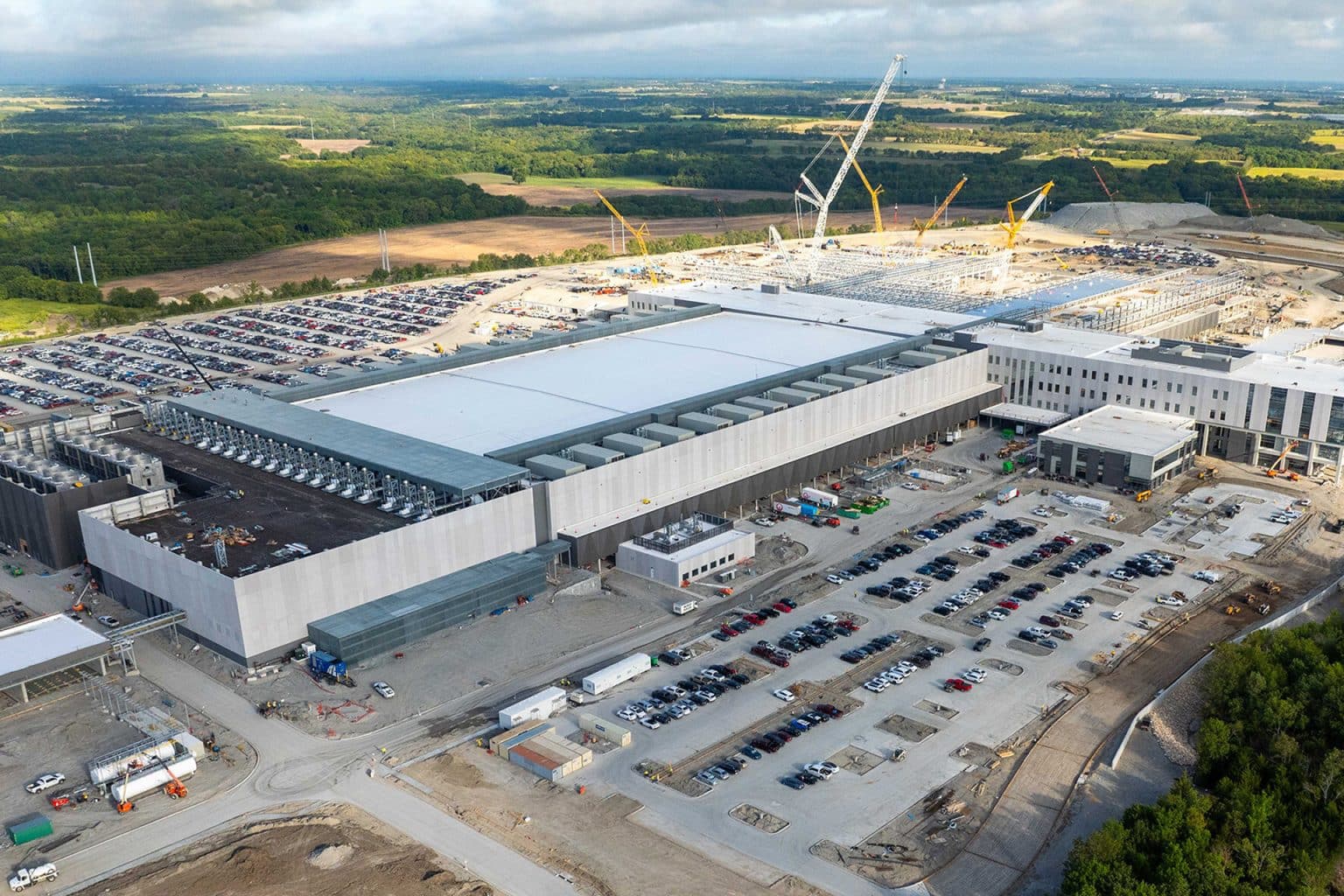 Apple US Production Surges With New $4 Billion Sherman Chip Plant ...