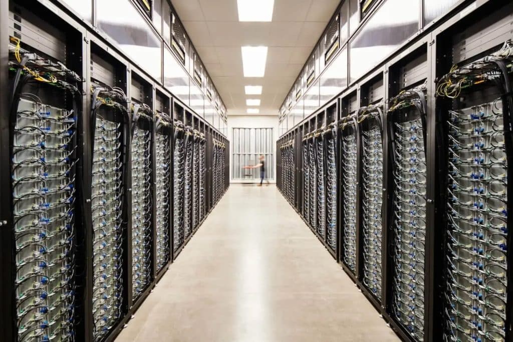 Apple Data Centers: The Infrastructure Powering Global Apple Services ...